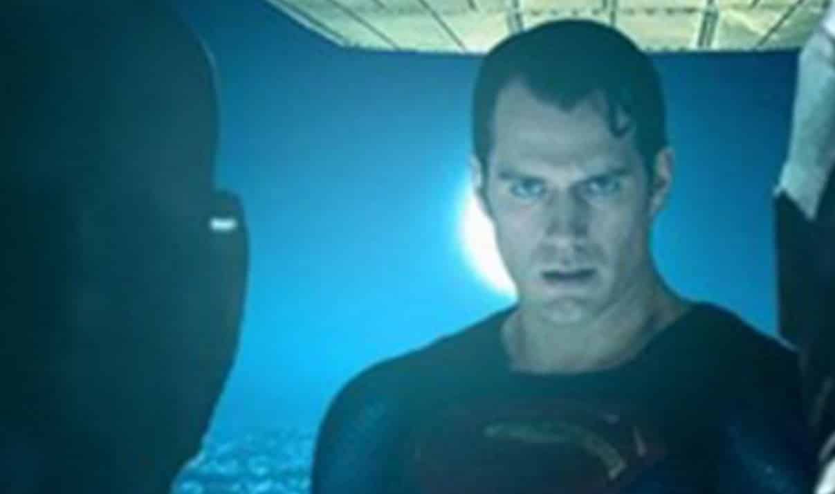 JUSTICE LEAGUE: New Look At Superman Revealed