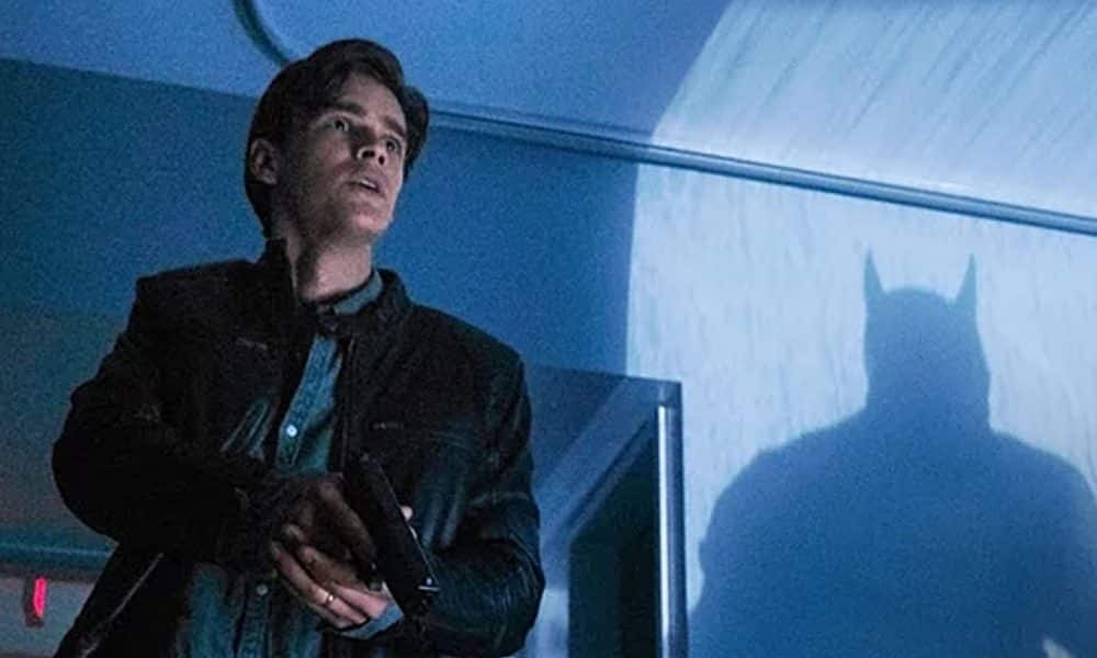 Batman Finally Snaps In Season Finale Trailer For 'Titans'